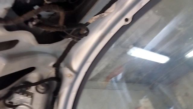 НЕ ОТКРЫВАЕТСЯ БАГАЖНИК МИЦУБИСИ КАРИЗМА ХЭТЧБЭК #CARISMA