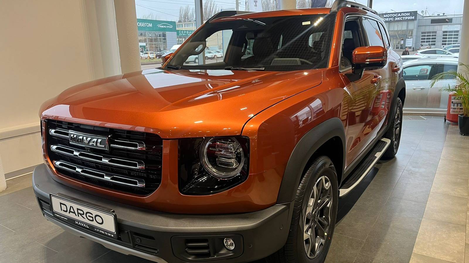 HAVAL Dargo в комплектации Tech Plus оранжевый салон черно-оранжевый