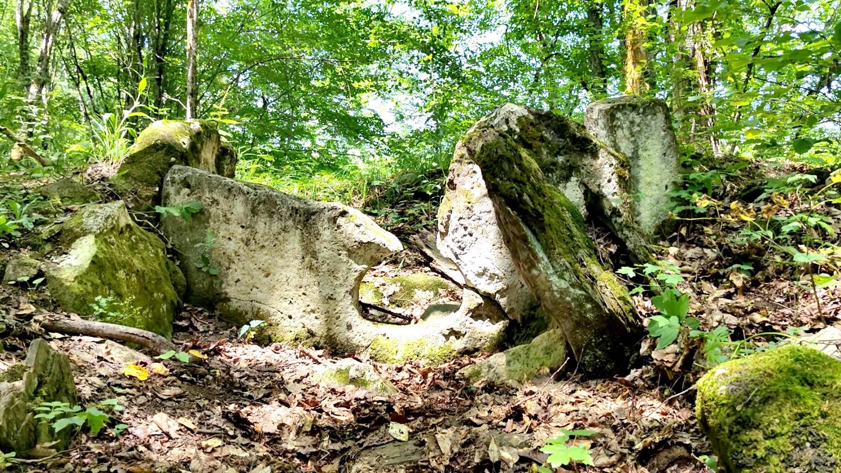 Видео 103 - Дольмены Усть-Сахрая