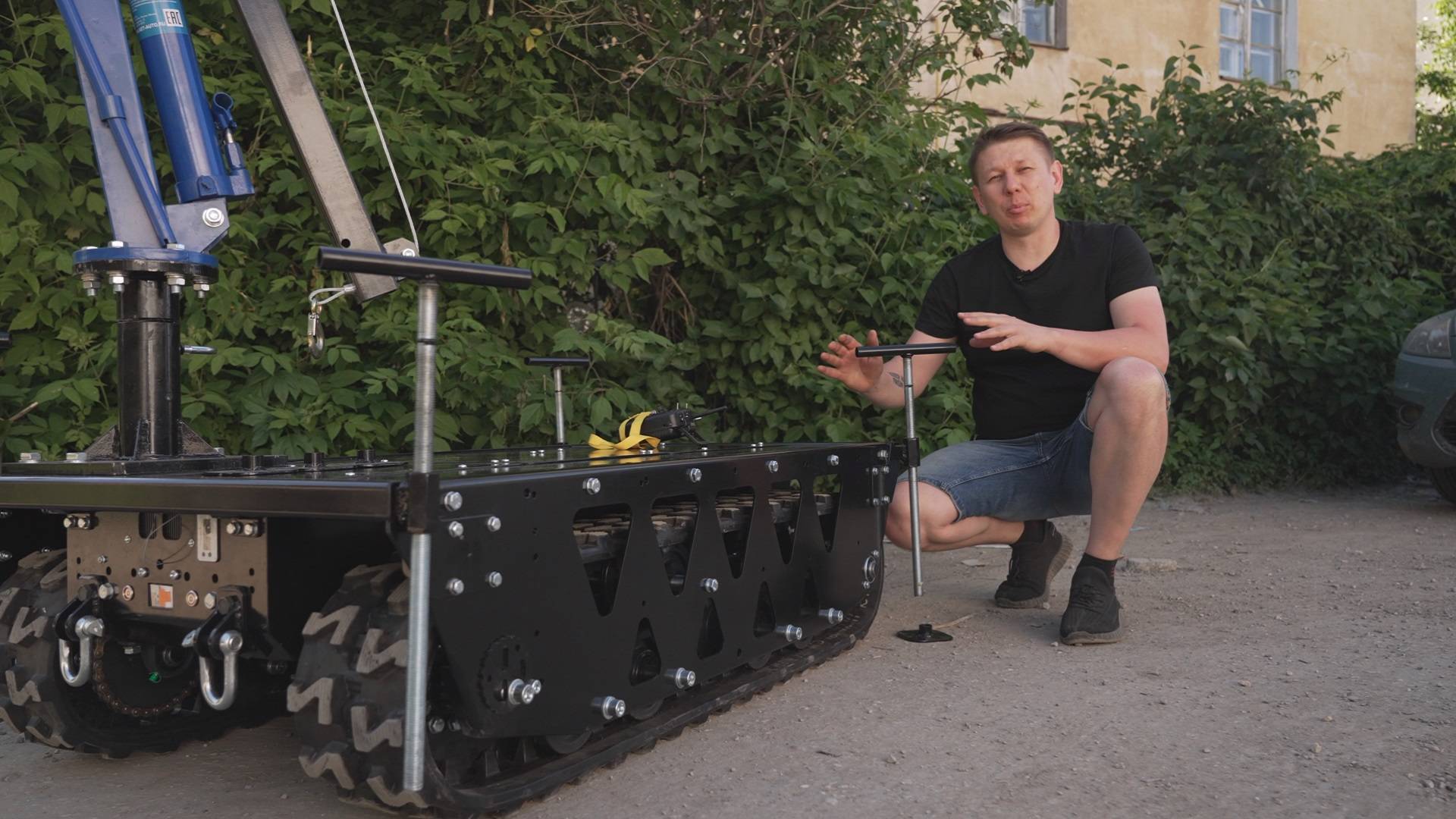 Гусеничная платформа  с управлением Е18М