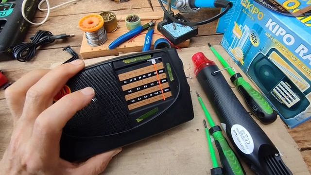 Как разбирается корпус радиоприемника KIPO KB-308AC #ремонтсвоимируками