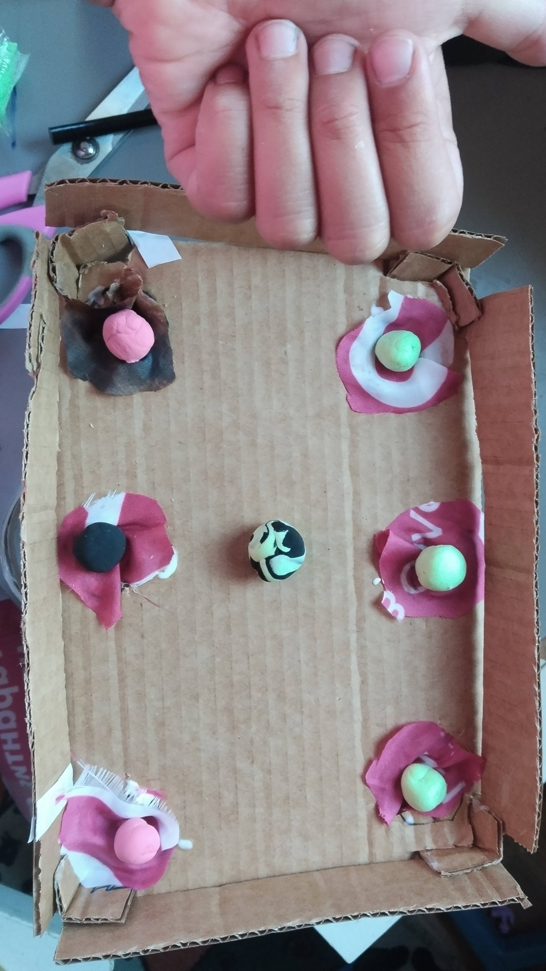 БИЛЬЯРД из Картона своими руками 🎱🎱🎱