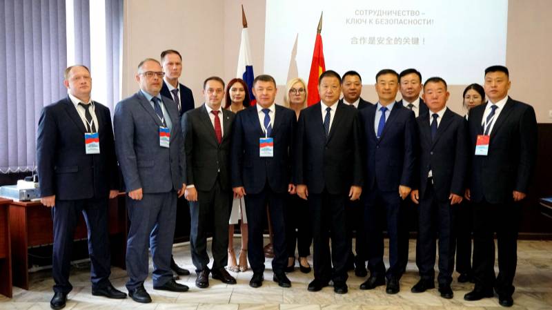 Полицейские Приамурья встретились в Благовещенске с коллегами из Китайской Народной Республики