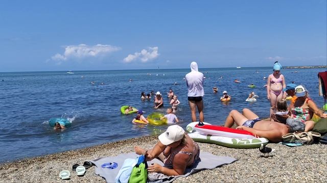 Как дела на пляже в Анапе? Малая бухта Высокий берег июль 2025 #анапасегодня #анапаморе