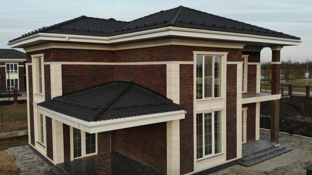 Продажа коттеджей в КП Онегин парк с АН Гауди риелт. тел. 88007770154.