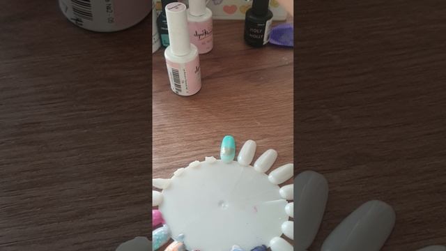 красим нокать арбуз