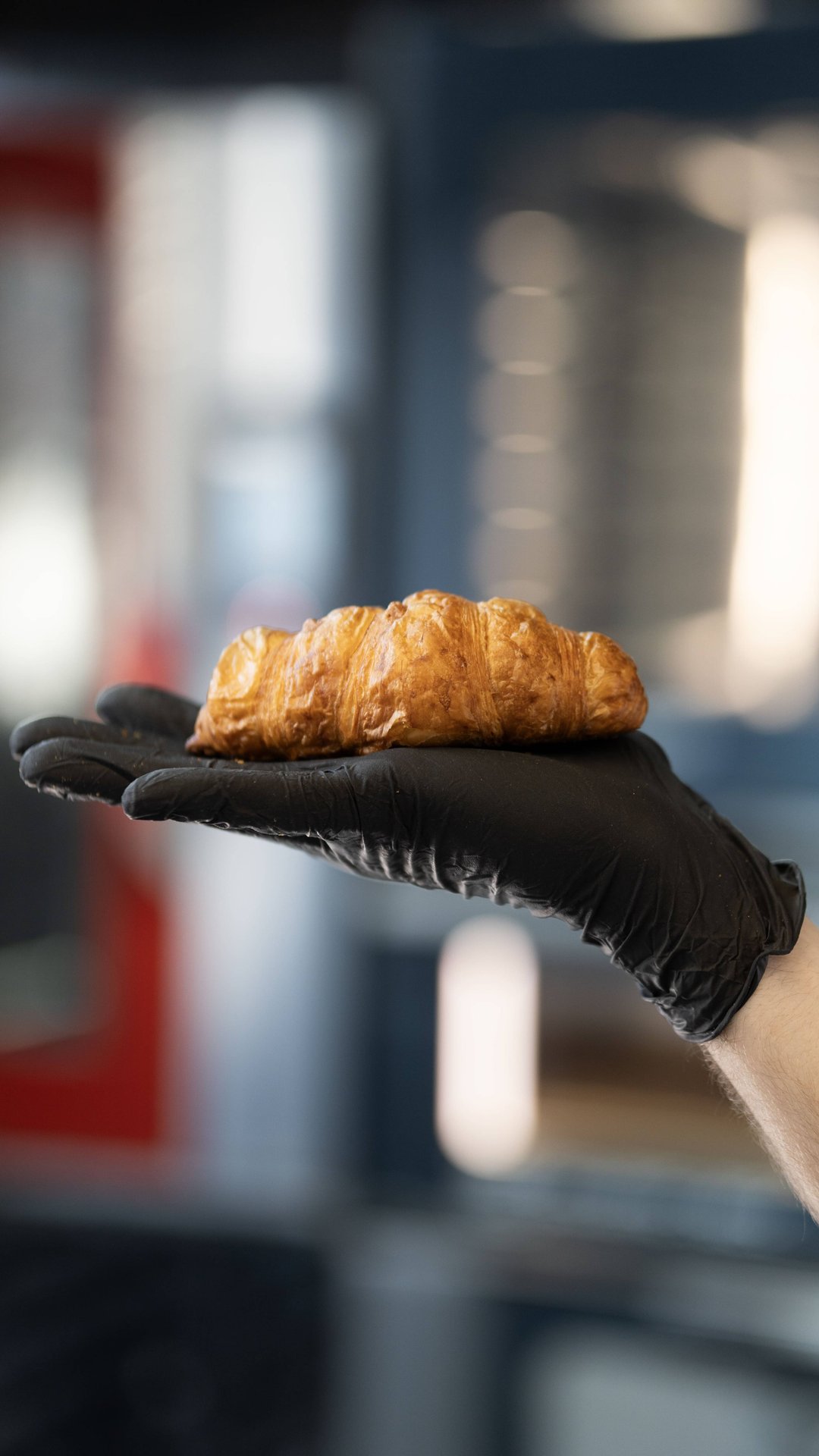 Приготовить круассаны без расстойки из заморозки? С Venix Squero SQ06TCC - легко!