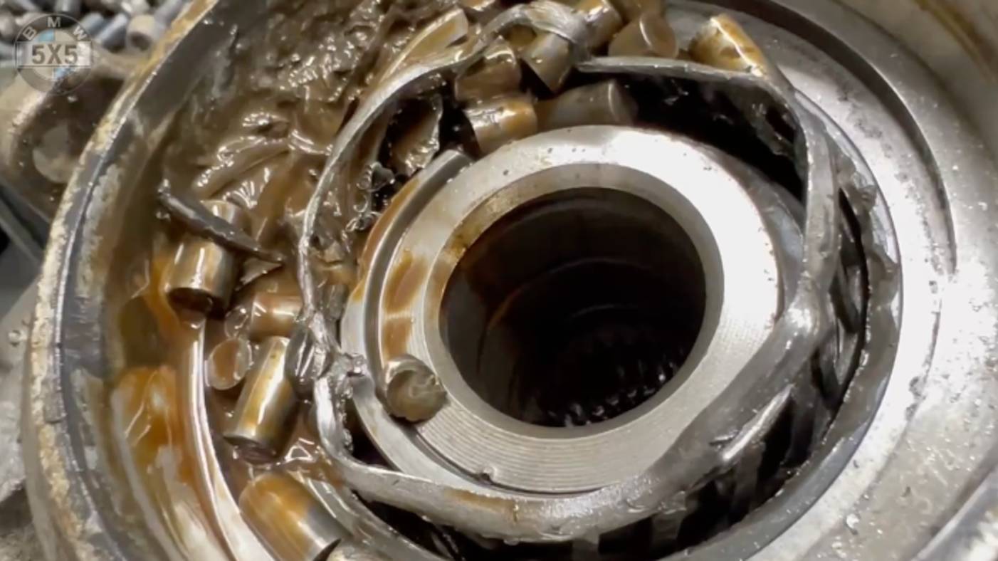 «Болезнь» G20 320d XDrive 🙅🏻♂️ конструктивный недостаток заднего редуктора #bmw #G20 #320d #320i