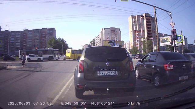 Использование зеркал не по назначению.