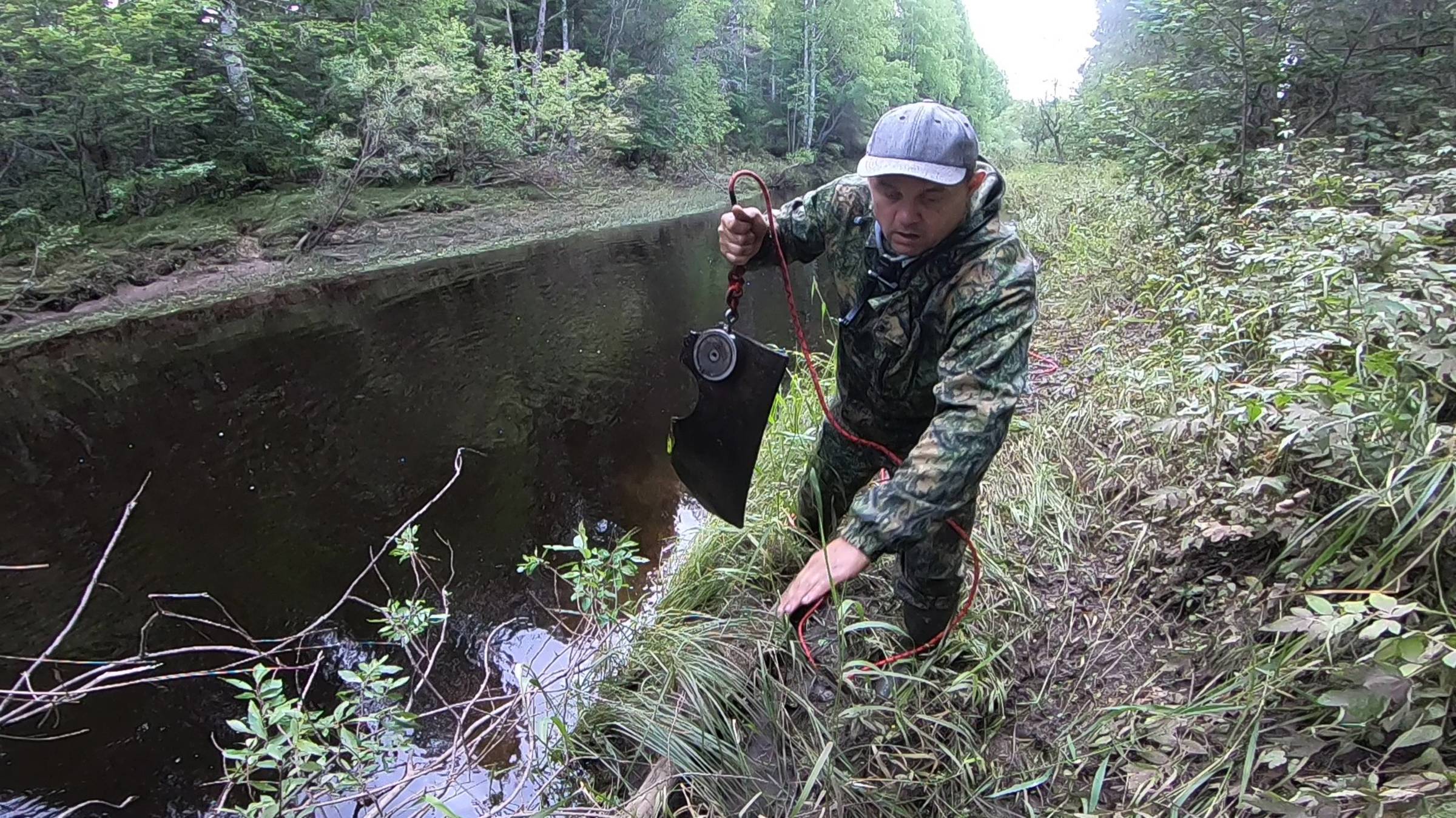 Пробираюсь  к Лесной реке / Кидаю поисковый магнит / Ловлю Металл / Необычные находки