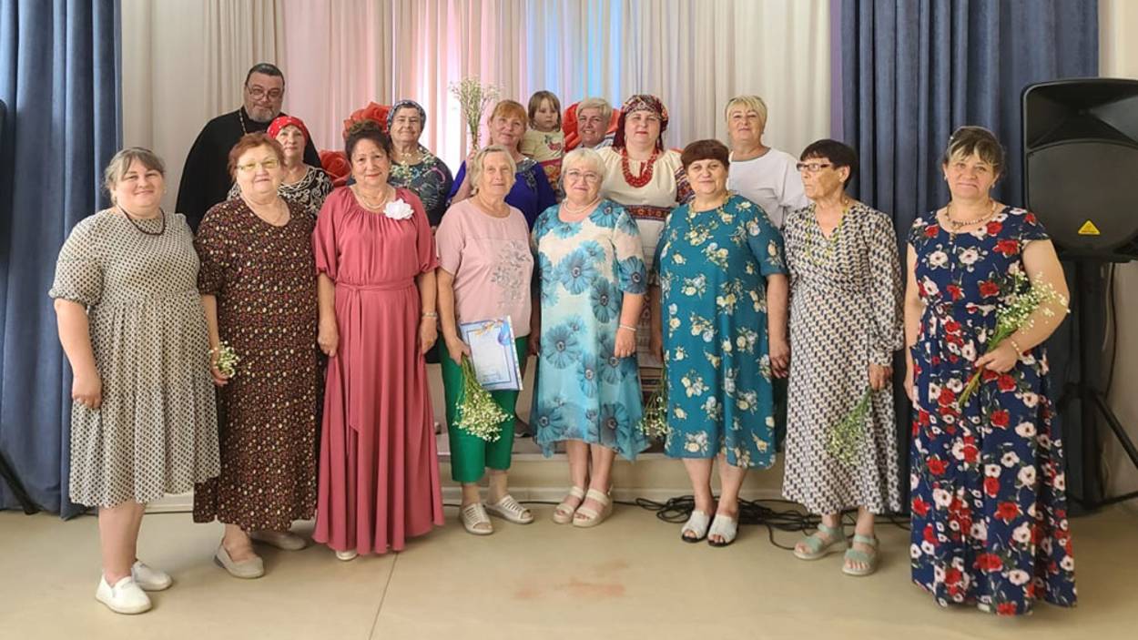 Под покровом Петра и Февронии