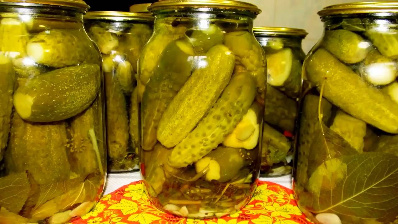 Мариную только так их.Огурчики хрустят, ароматные. Пробовала другие рецепты, но возвращалась к этому