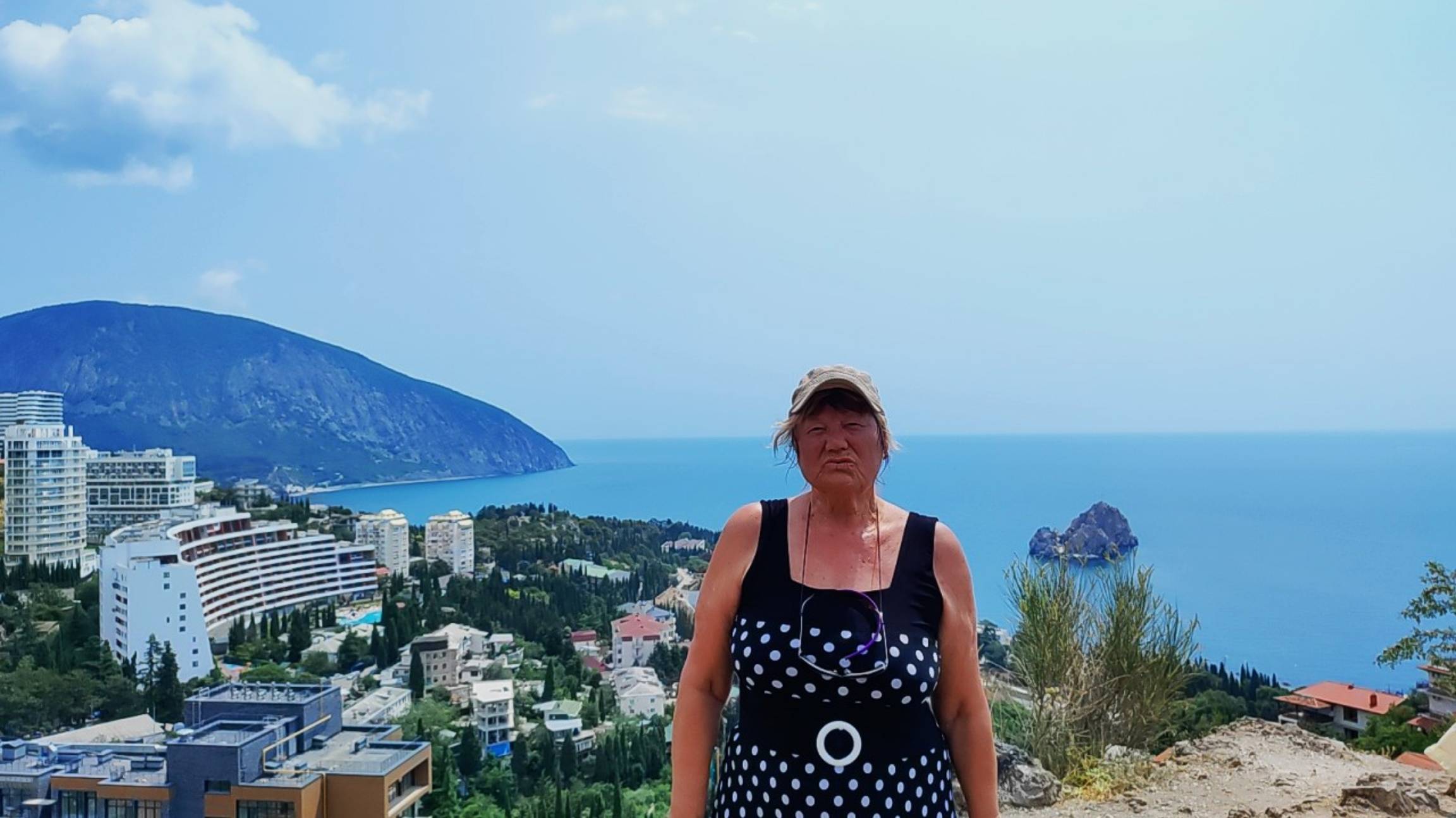 Пешеходная экскурсия по  Гурзуфу.11.07.2025.