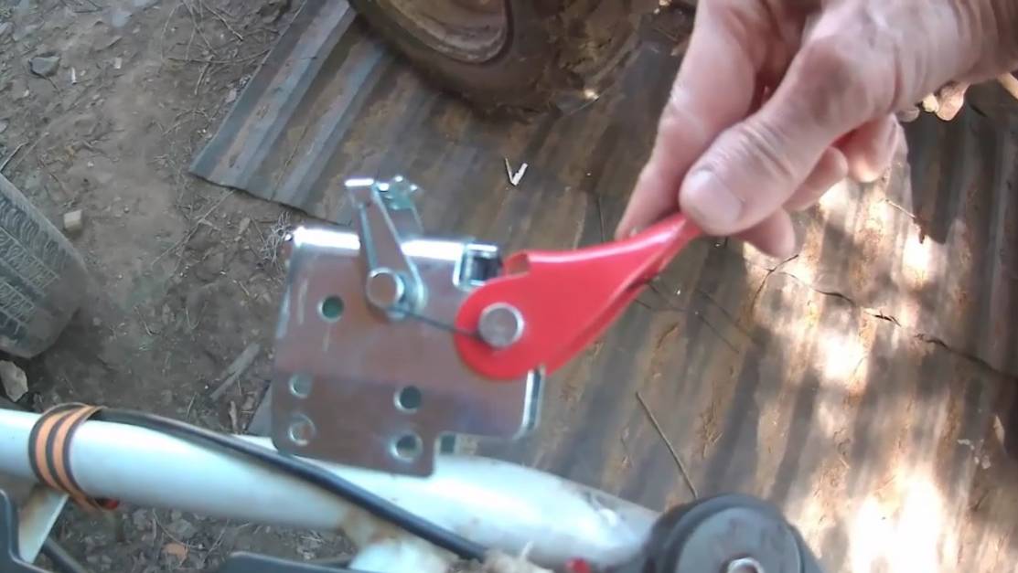 МОТОБЛОК БРАЙТ Убираем АВАРИЙНЫЙ ВЫКЛЮЧАТЕЛЬ ДВИГАТЕЛЯ