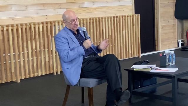 Андрей Фурсов - Объяснение мировых событий прошлое, настоящее и будущее (9 июля 2025)