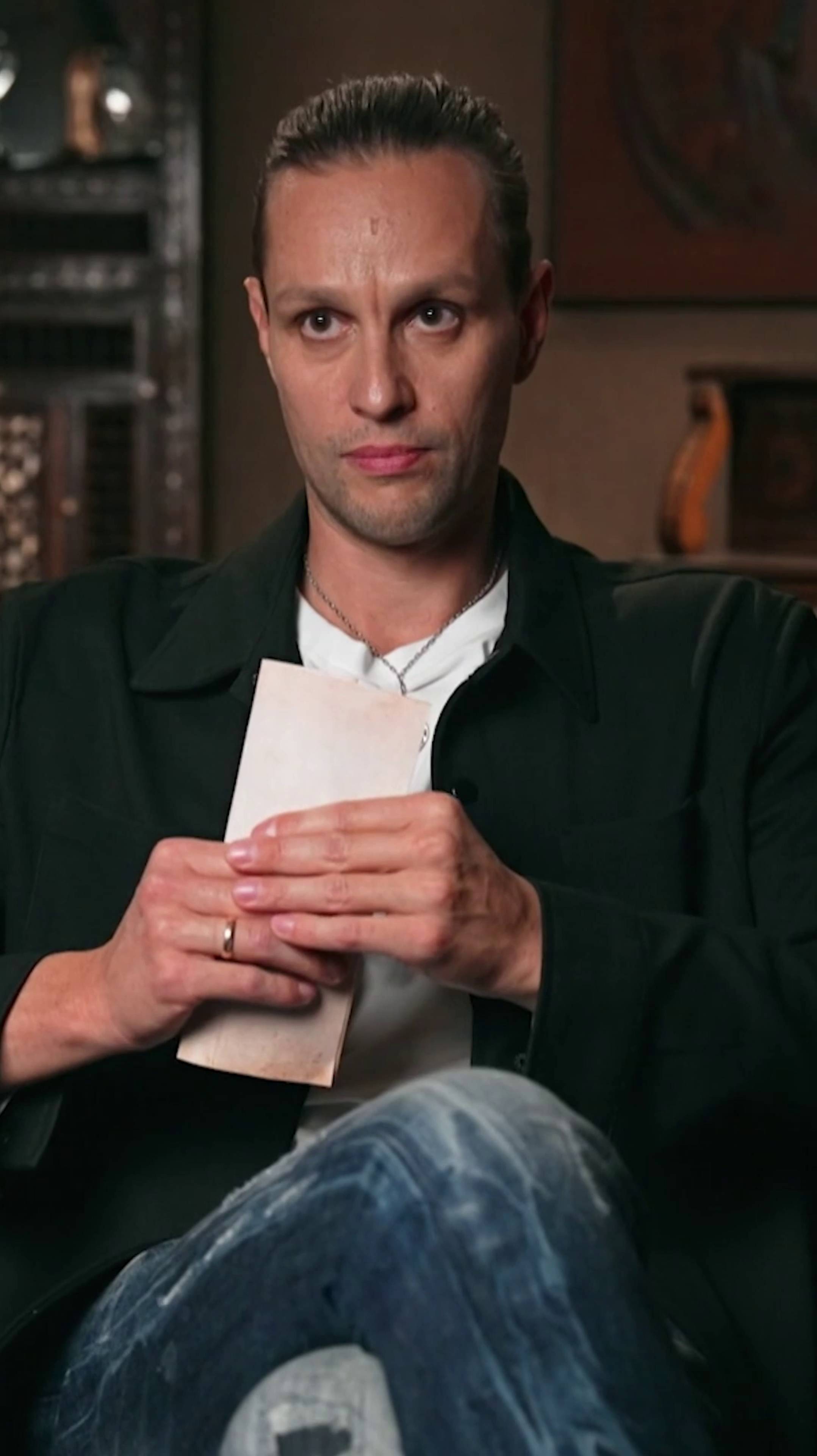 Илья Ларионов отказывается переходить на тёмную сторону | МАСТЕР ИГРЫ