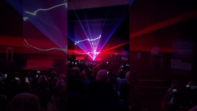 perfect Organics лазерная анимация