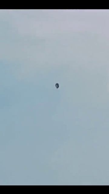НЛО над ЛОНДОНОМ _2025-06-29_20-04-40