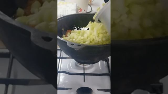 Кабачковая икра на зиму. Просто. А как вкусно то.