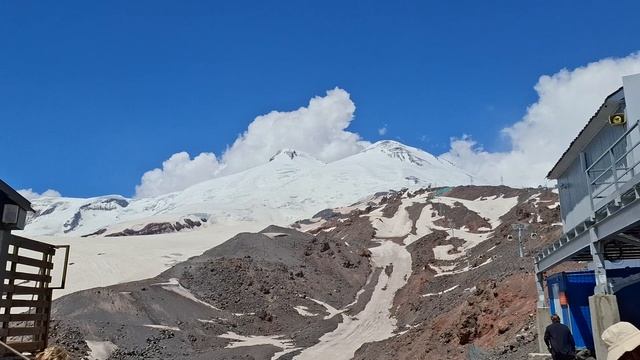 Эльбрус. Мир. 12.07.2025