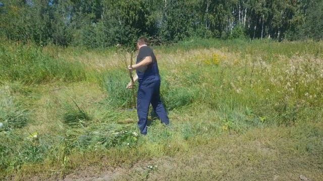 На ЛУАЗе за травой.