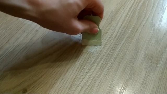 Как заделать сколы и швы на ламинате своими руками. Пошаговая инструкция