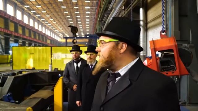 «Отцы-основатели», корпоративный музей АО «УК «БМЗ»