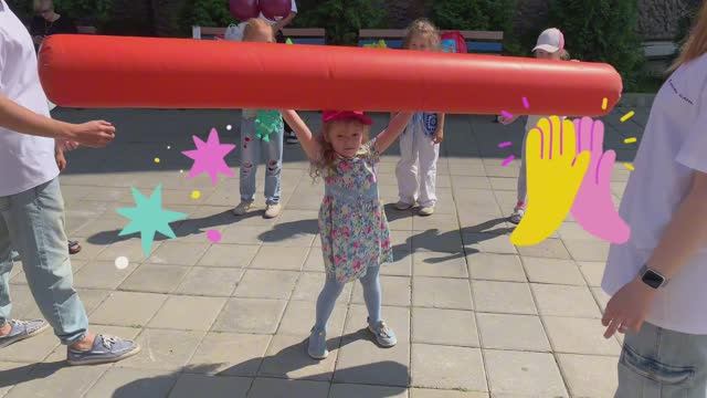 Смелая, ловкая, умелая. Весёлый день в зоопарке #сезонконтентаRutube