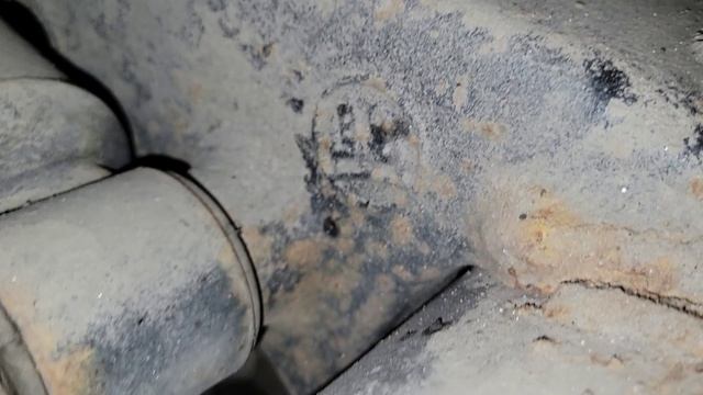 Провернутые оси и замена сайлентблоков передних рессор на DAF 105