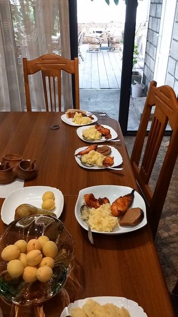 Армения, Ереван, гостиница отель Мастерс Хаус Дайан, обед, еда