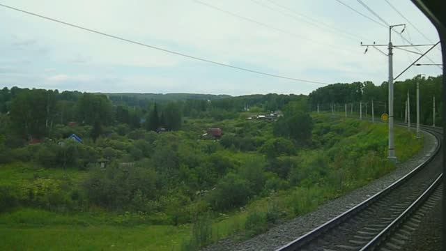 Виды из окна электрички по пути к станции Жеребцово (Новосибирская область).