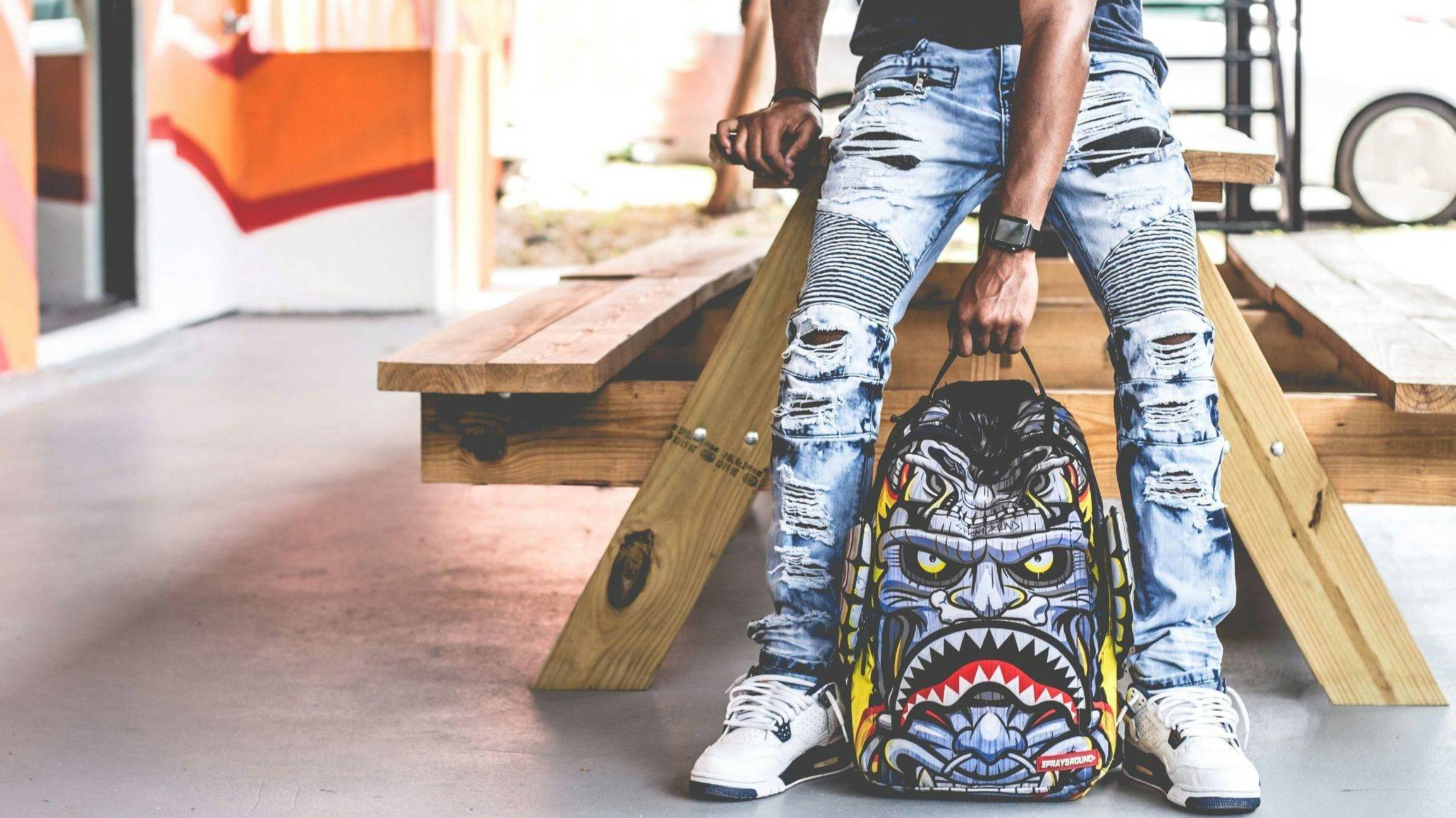 Вторая жизнь старых джинсов: 15 гениальных идей для дома и стиля! ✨👖