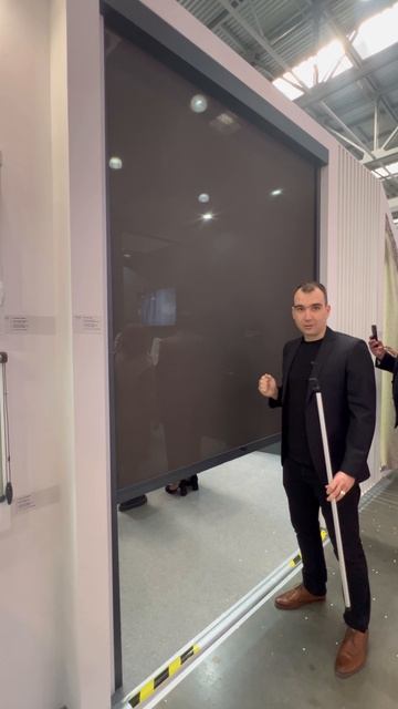 Как управлять зип-экраном без электричества ?