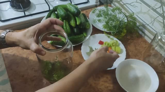 МАРИНОВАННЫЕ ОГУРЦЫ ВКУСНЕЕ ЧЕМ СОЛЕНЫЕ⧸РЕЦЕПТ