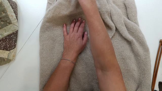 готовлюсь к носочному СП/ немного правил/ вяжу свитер из альпаки