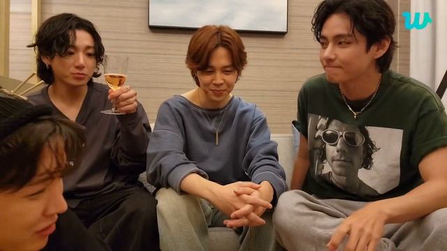 ✌ Мы прибыли в Пусан  WEVERSE Live 15. 10. 22.