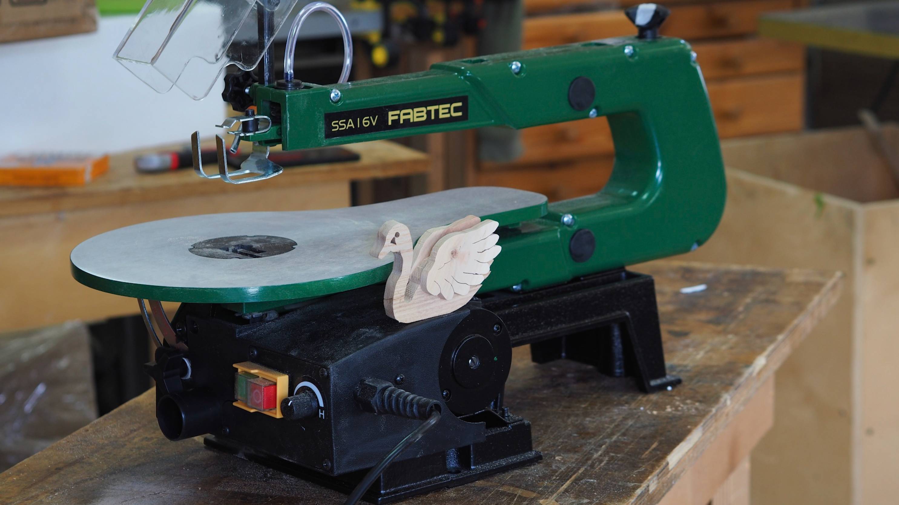 Стоит ли покупать недорогой лобзиковый станок? На примере FABTEC SSA16V.