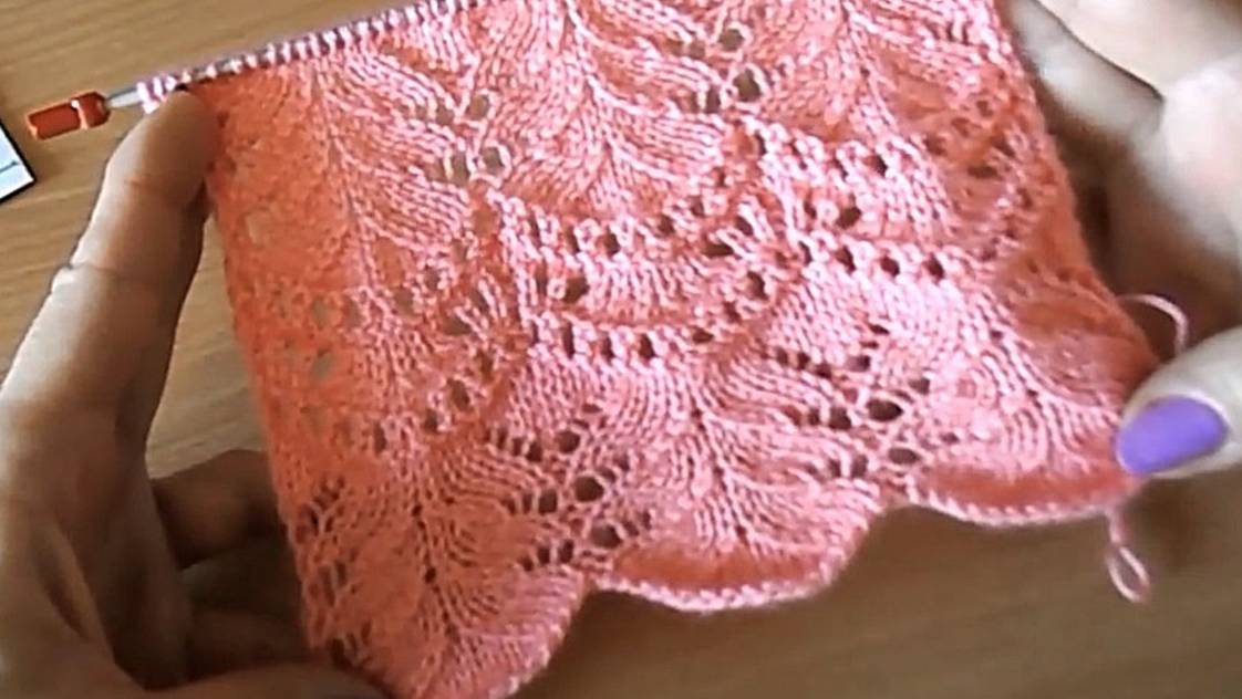 Волнистые мережки с ажурными листьями