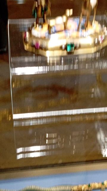 Безмерно обожая изумруд. выставка в Эрмитаже. Эпизод первый.