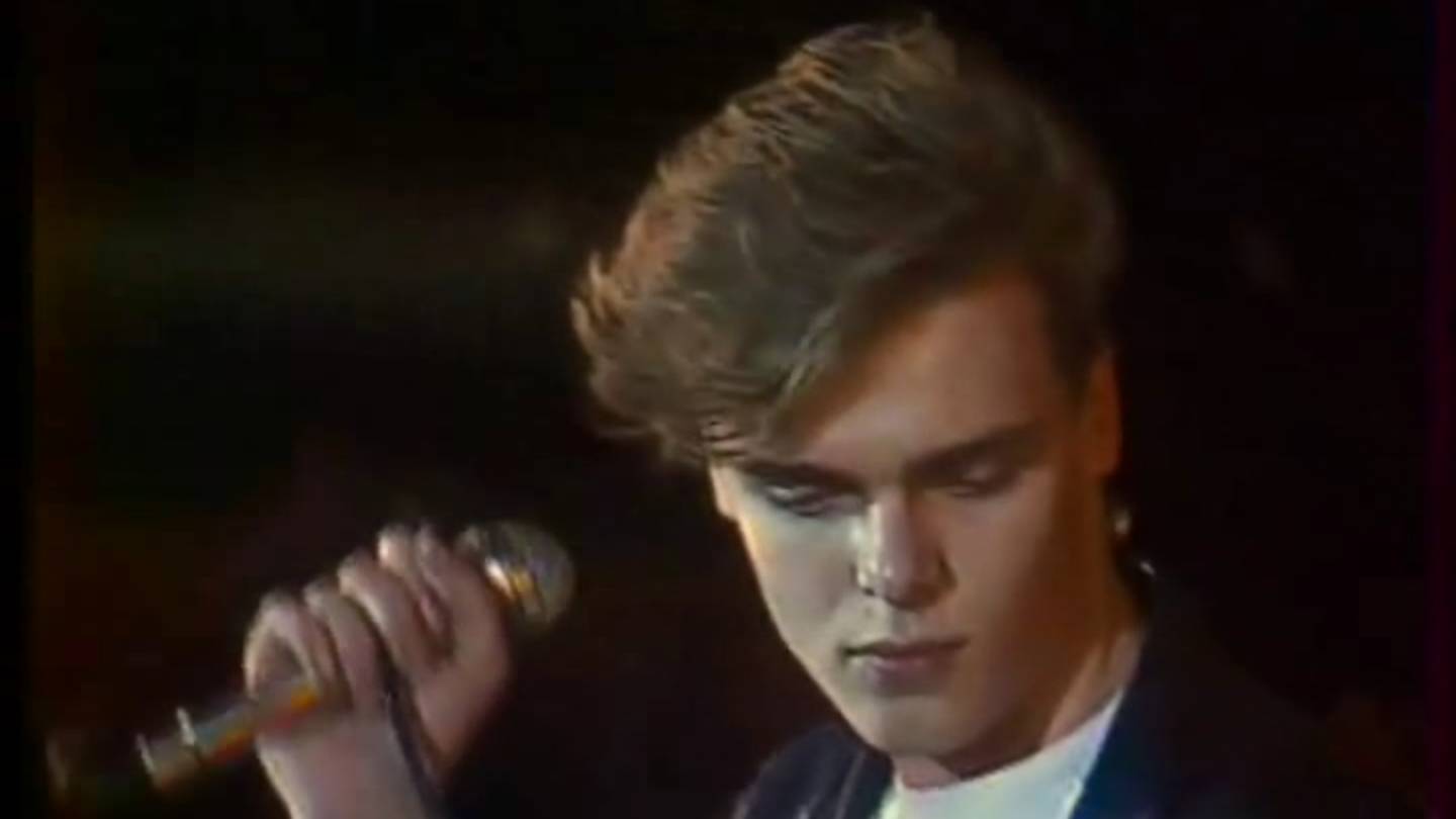 Константин Пахомов "Солнце" (1989 г). Выступление на концертной площадке Ленинграда