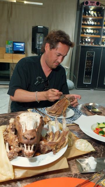 Едим голову барана в Монголии! #shorts #тревелвлог #врек #юмор #монголия