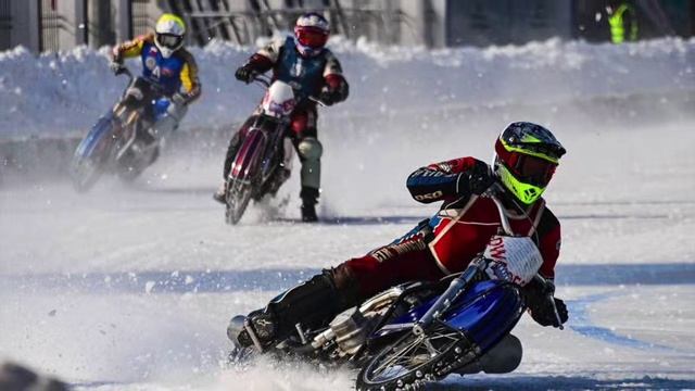 Вперёд  ,"Восток"!!