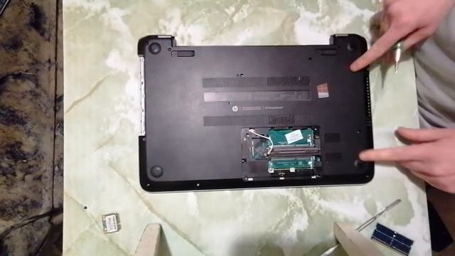 Не запускается ноутбук черный экран вентилятор работает, ноутбук включается не с первого раза