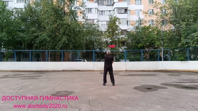 Разминка со спортивной алебардой Гуань дао (11)