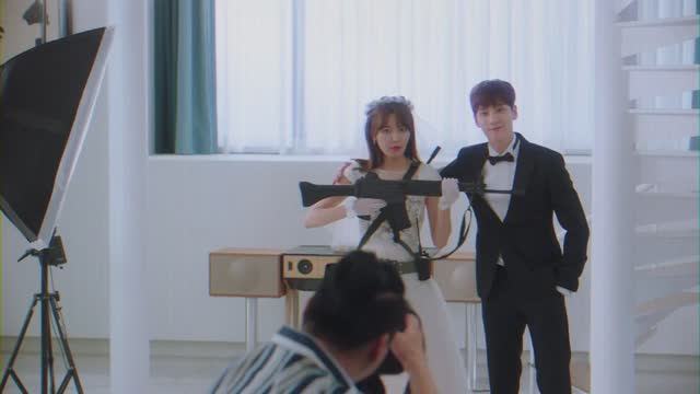 Заставка к южнокорейской дораме «Так я женился на антифанатке». Есть описание дорамы