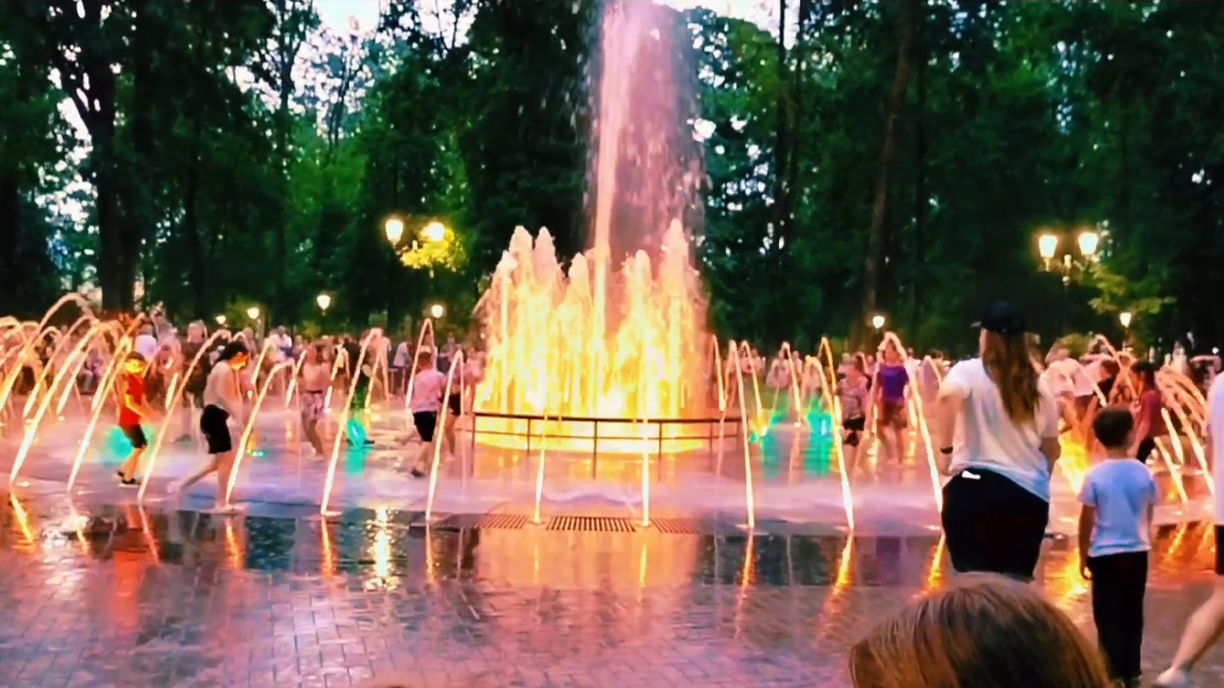 Прекрасное впечатление от музыки и света..Смоленск..