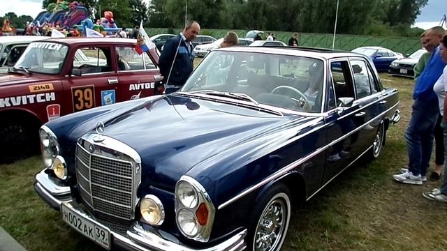 РЕТРОМОБИЛЬ МЕРСЕДЕС