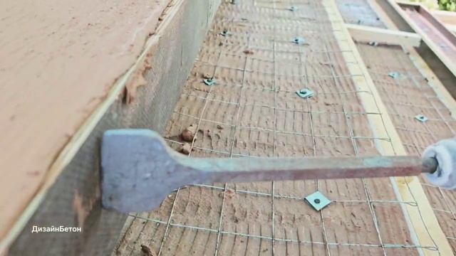 Отделка крыльца дома декоративным бетоном