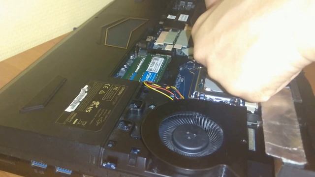 ПК в шкуре ноута из Поднебесной TV#002: Clevo p775tm1 \ Hasee GX-10-CR9PLUS | Обзор , ТО и Тесты