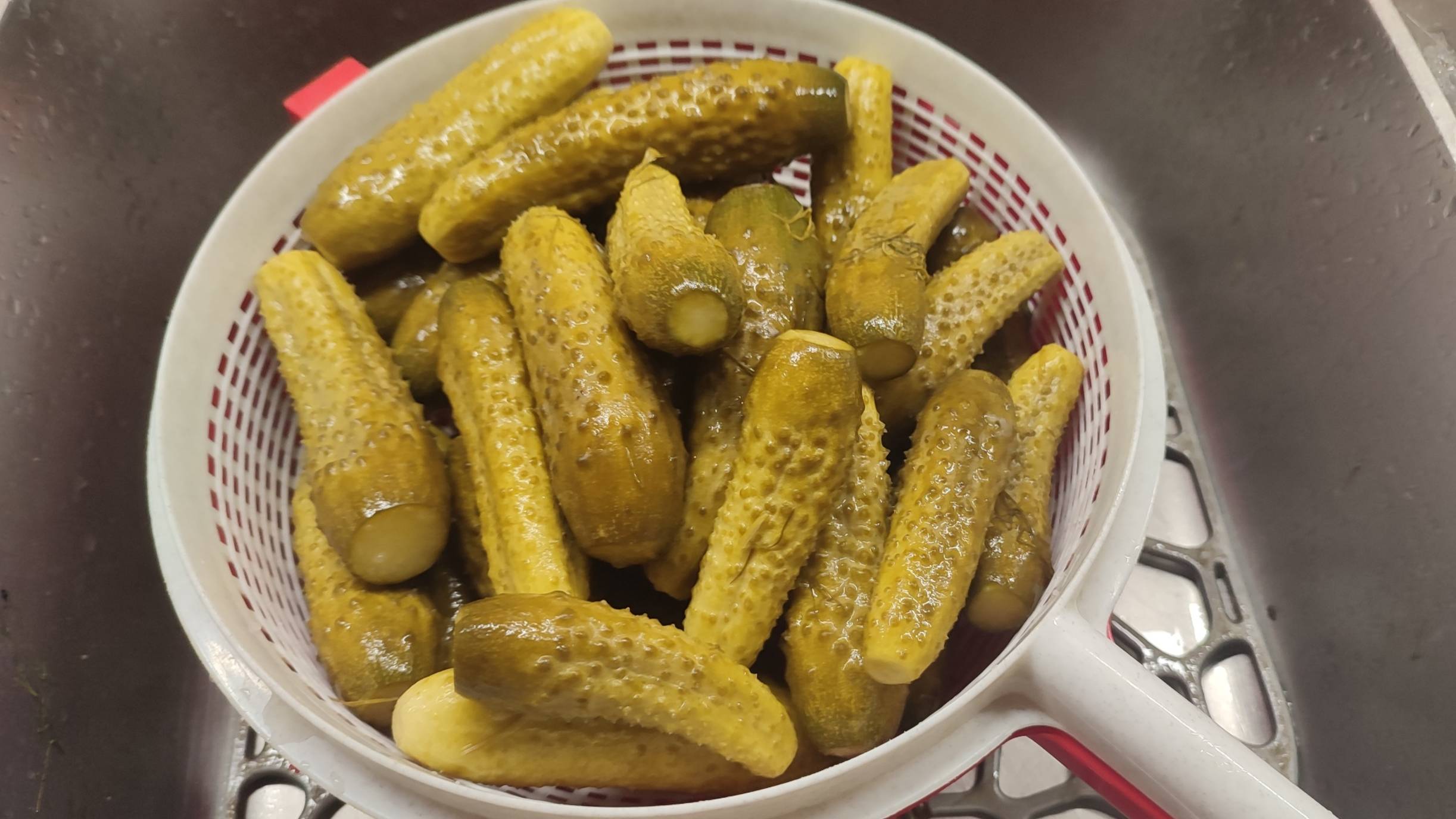 Хрустящие солёные огурцы на зиму.